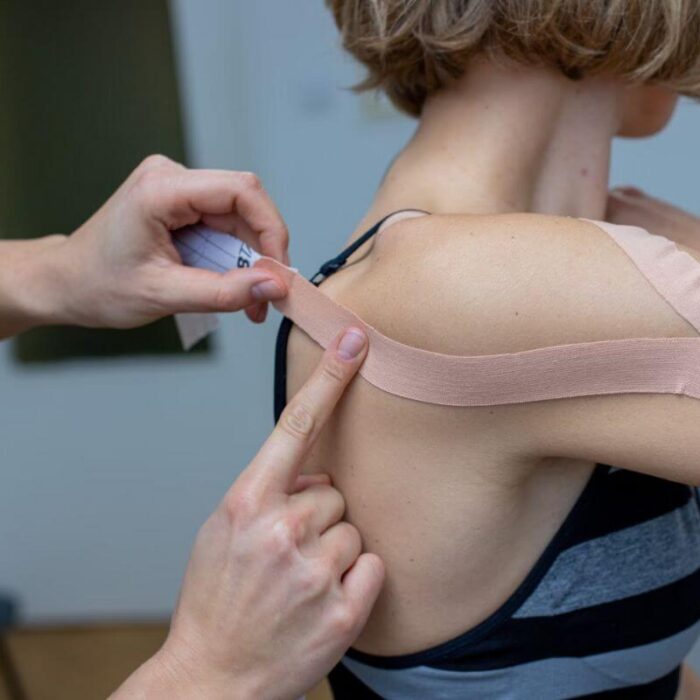 Shoulder Prosthesis: A Guide to Shoulder Replacement - Is Brave